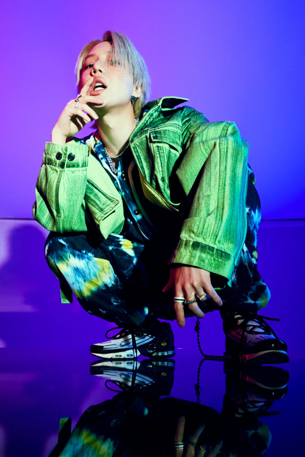 SHINee(シャイニー)のメンバーカラー・プロフィール！現在の活動は？人気曲BEST3！！ - 韓国エンタメFANFUN